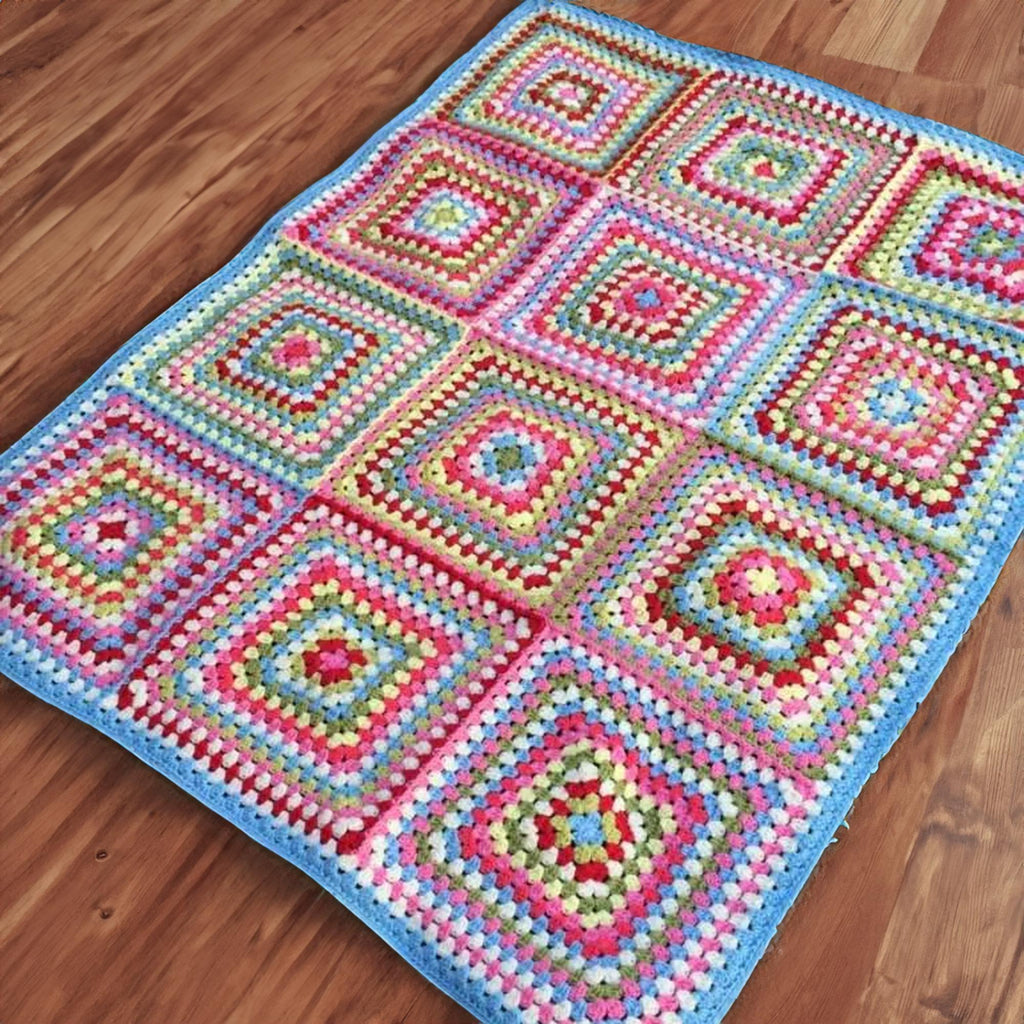 Colorful Big Granny Square Blanket – MON CROCHET
